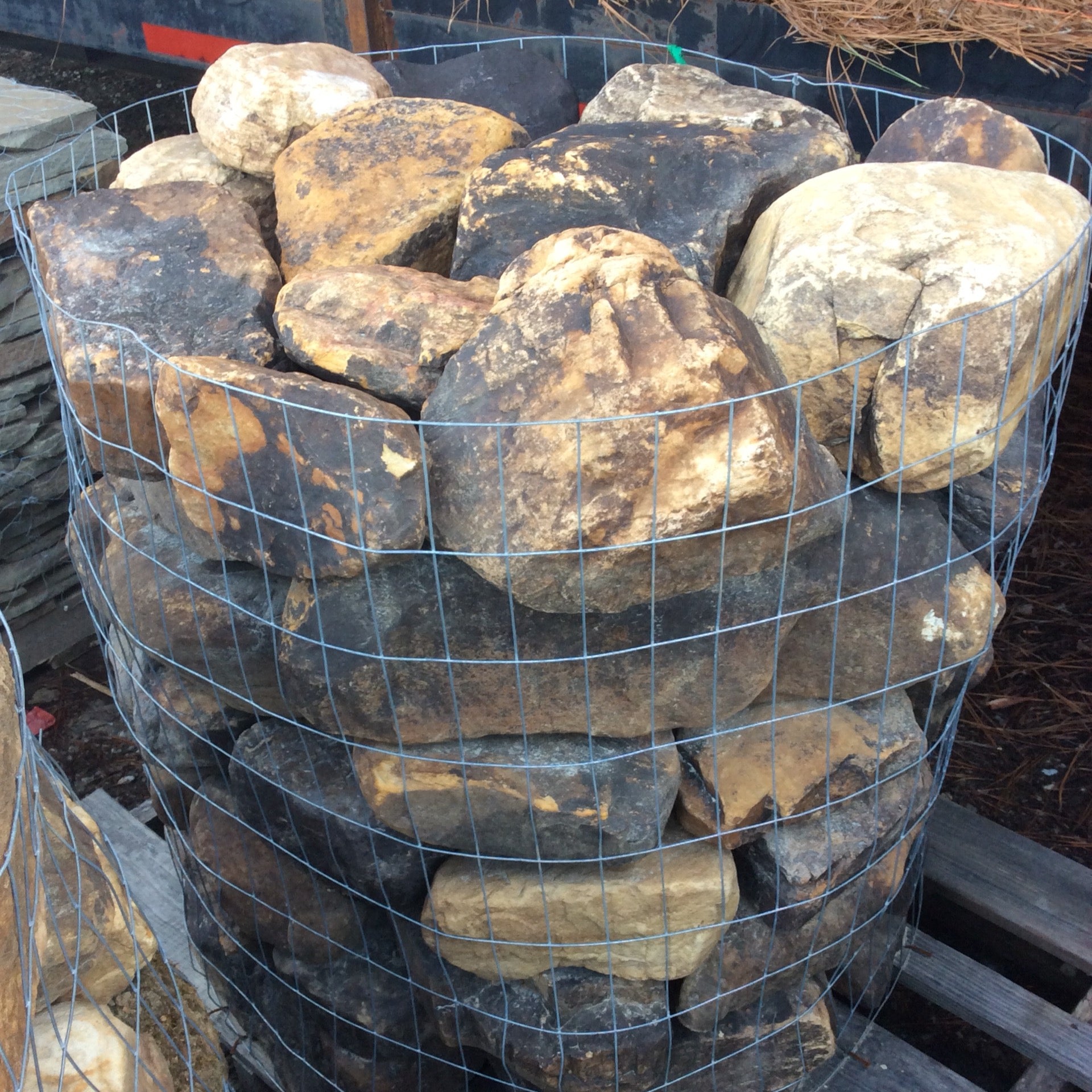 Bulk River Rock Pallets: Landscape Beauty Amplified | Alex Pinestraw ...