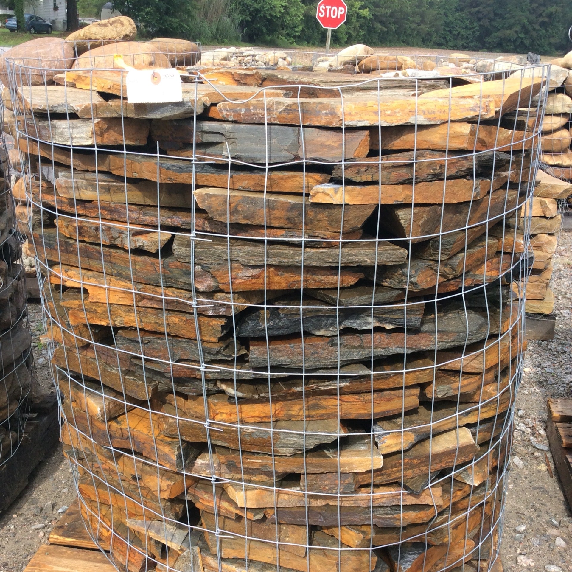 Premium Flagstone Pallets: Natural Stone for Elegant Spaces | Alex ...