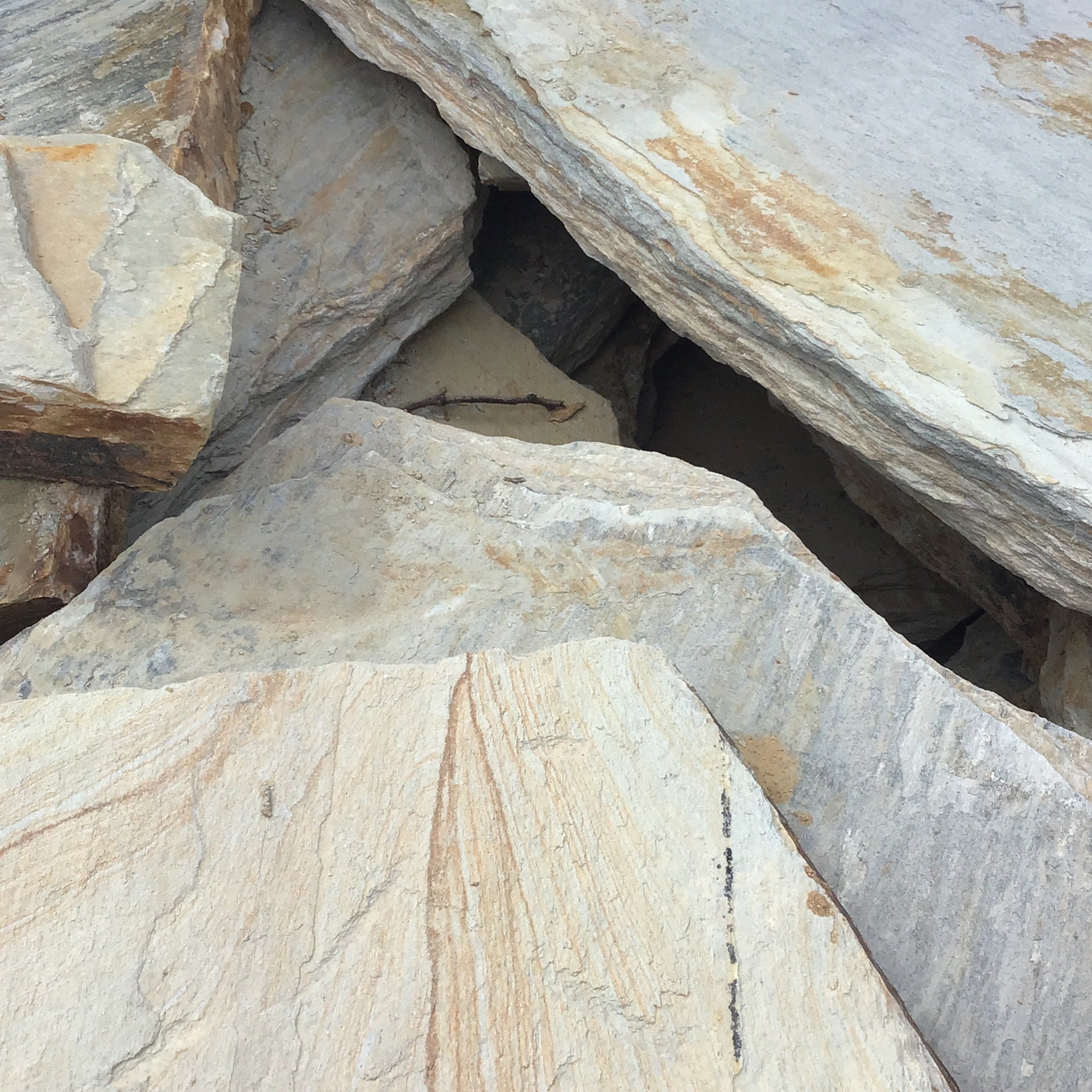 Palomino Flagstone Pallet - Premium Natural Stone for Stunning ...
