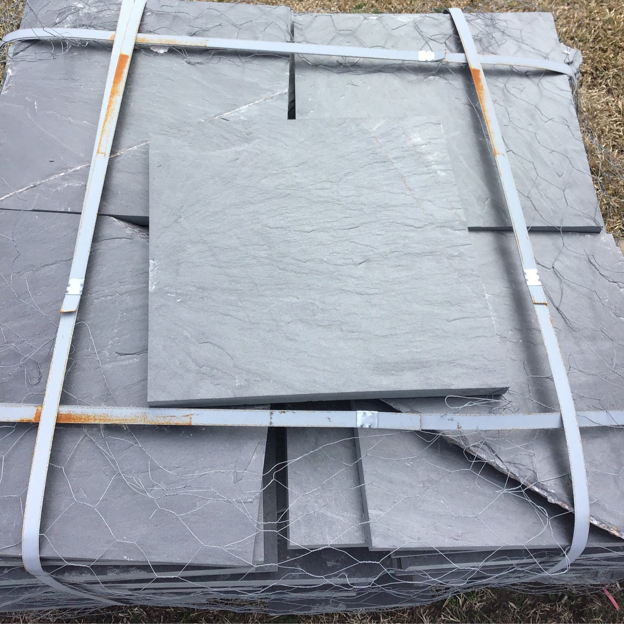 Premium Flagstone Pallets: Natural Stone for Elegant Spaces | Alex ...